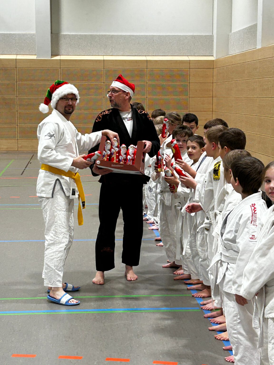 Staffelübergabe beim Kindertraining - Ju-Jutsu Sehnde